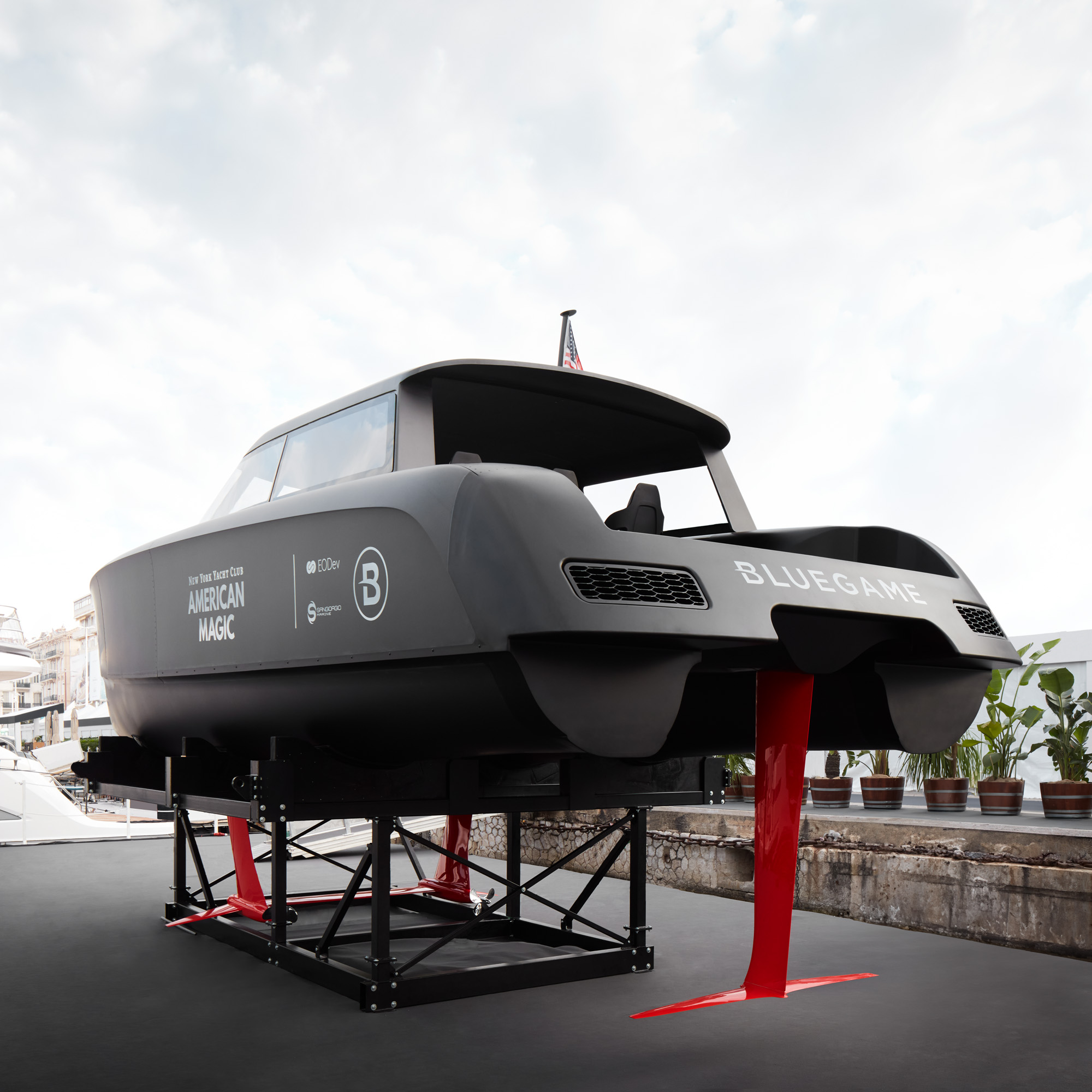Motor Boat – Foiling Awards