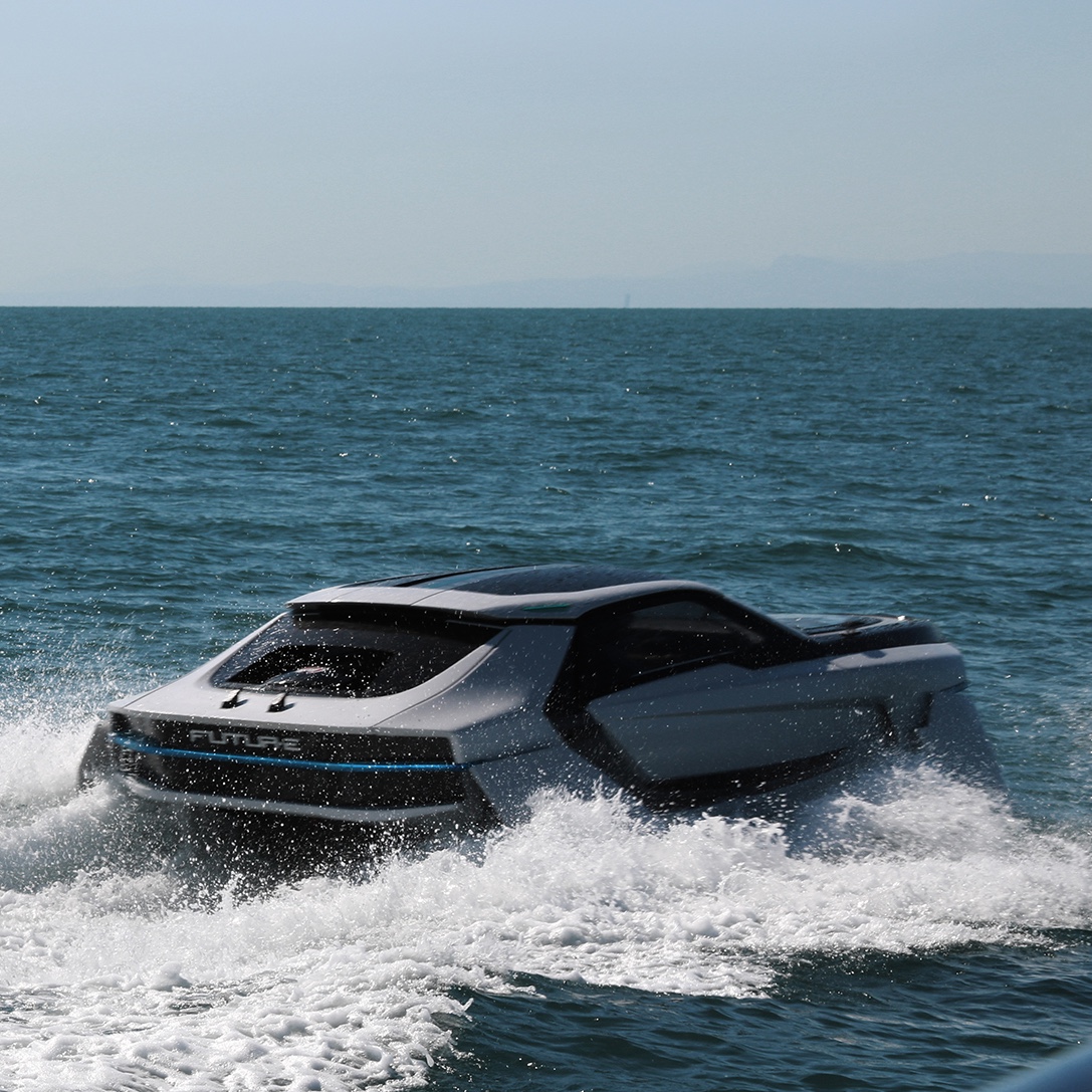 Motor Boat – Foiling Awards
